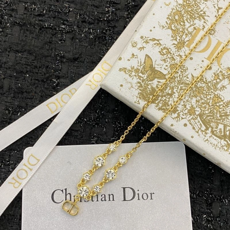 Factory-made Christian Dior Necklaces