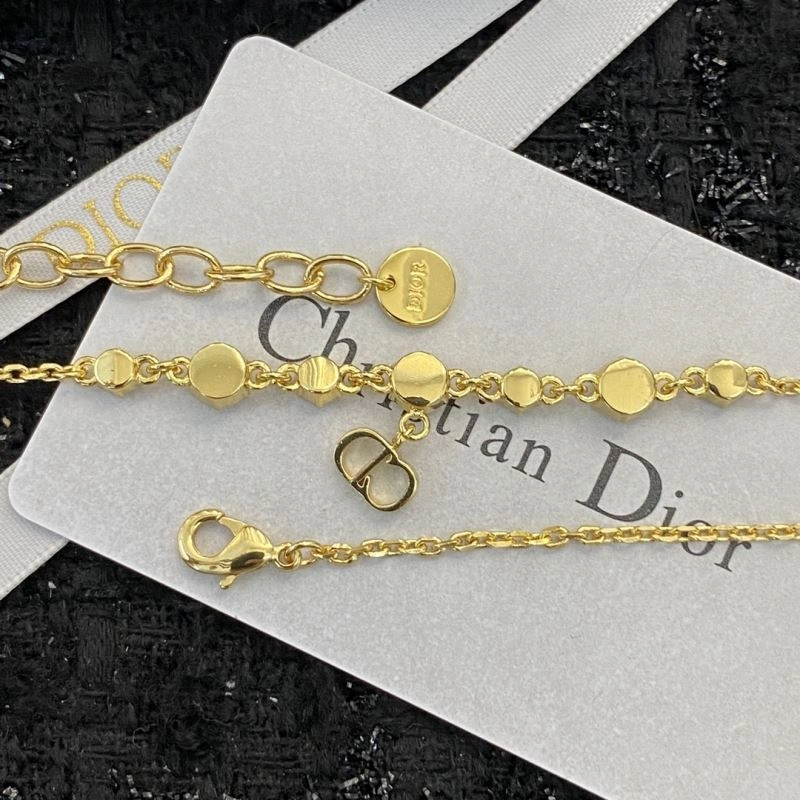 Factory-made Christian Dior Necklaces
