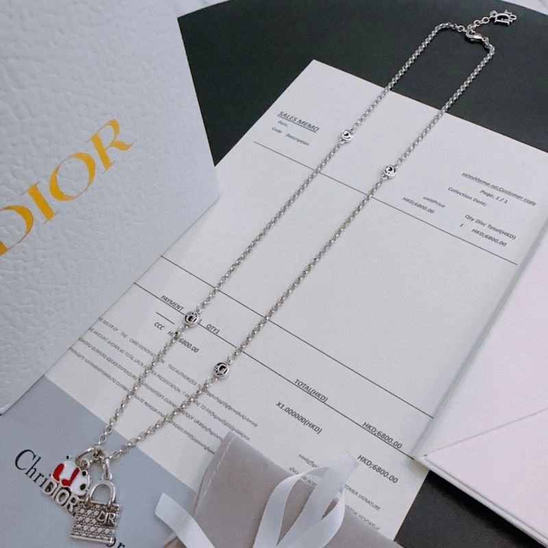 Reasonably priced Christian Dior Necklaces