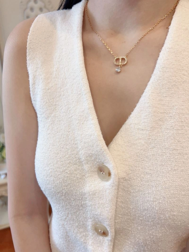 Indistinguishable Christian Dior Necklaces