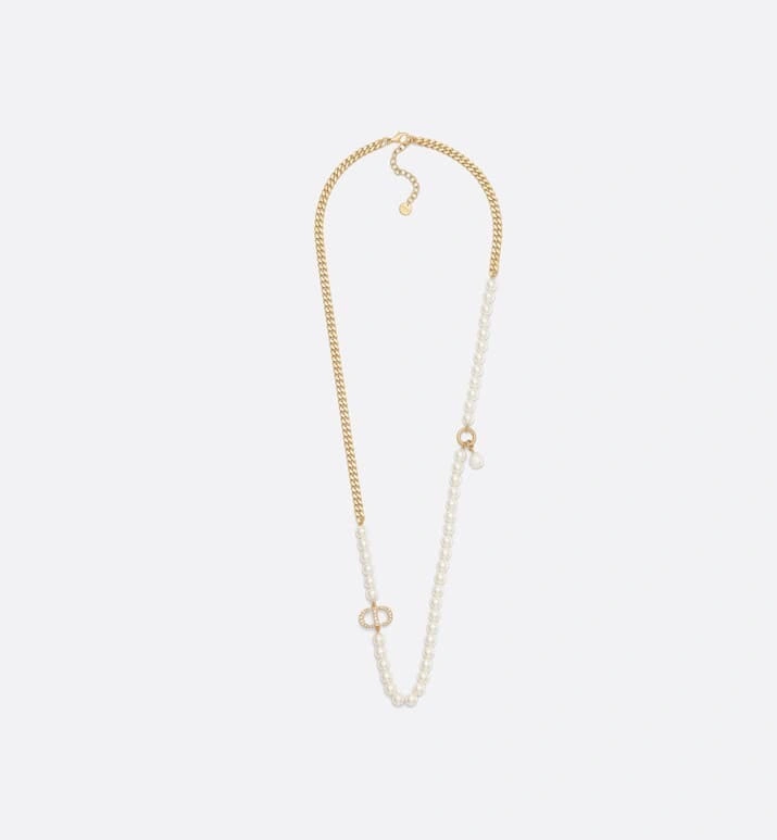 Accurate model Christian Dior Necklaces