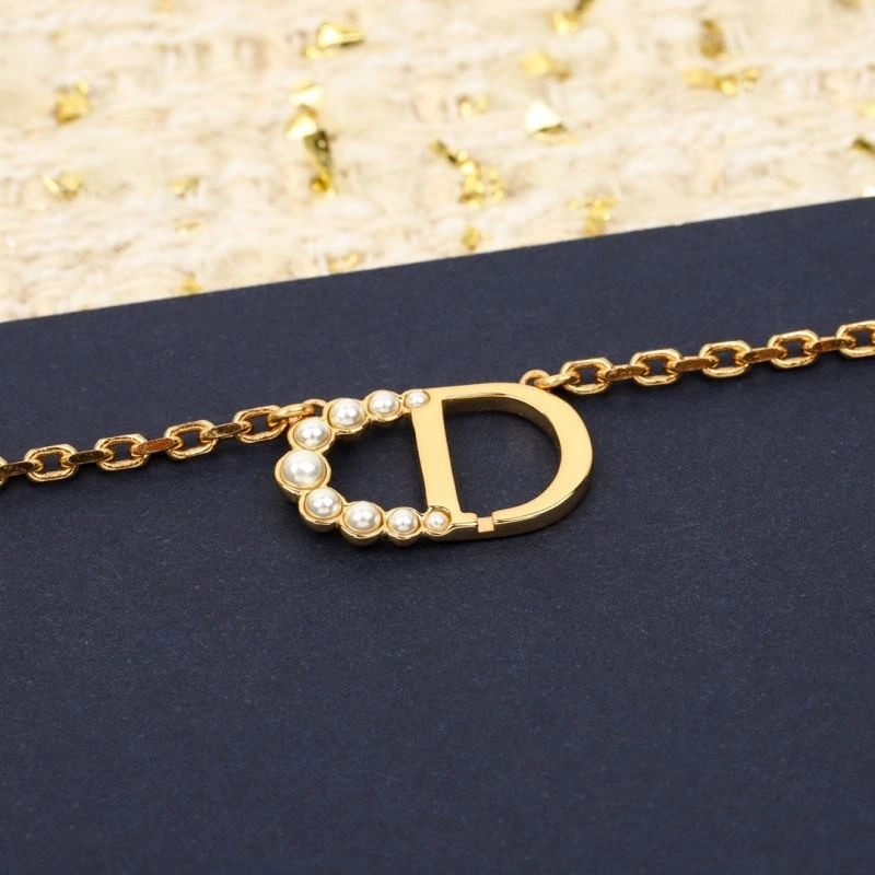 Factory-made Christian Dior Necklaces