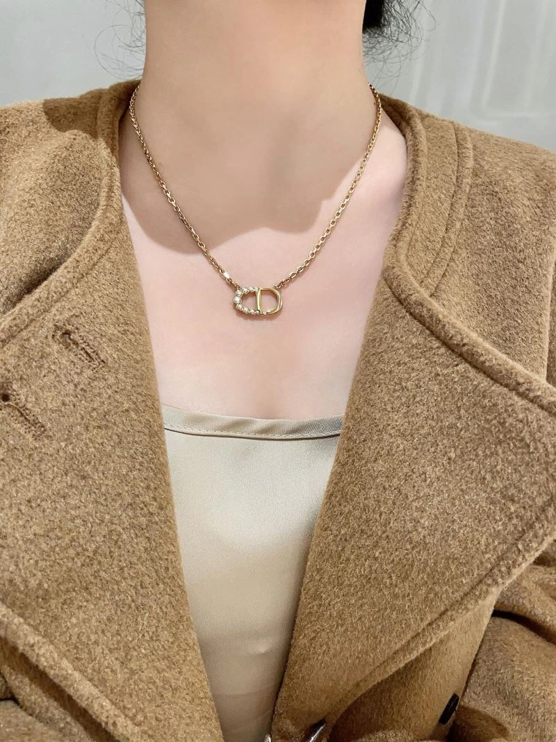 Factory-made Christian Dior Necklaces