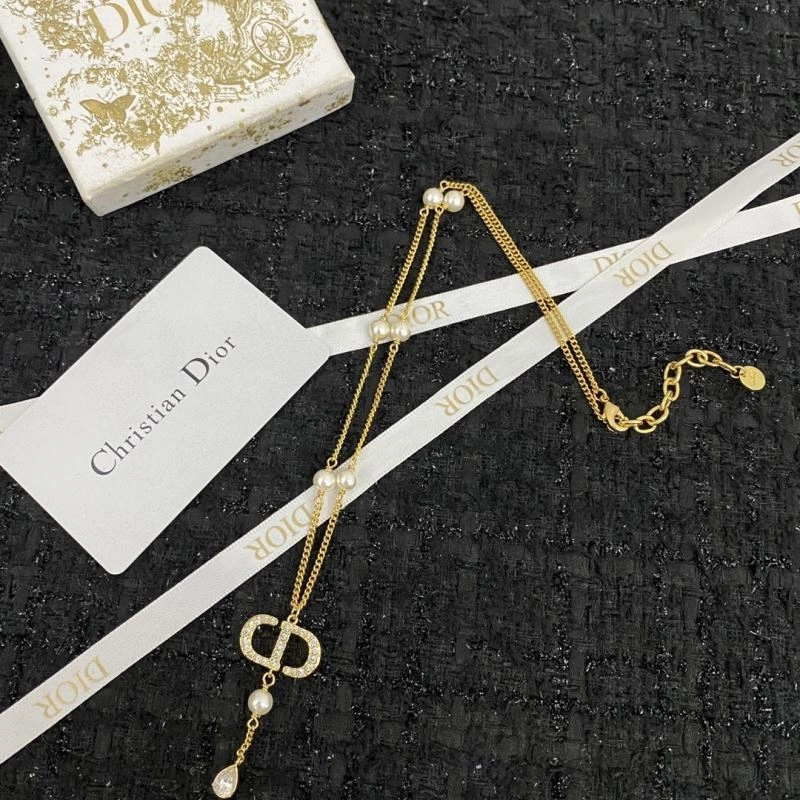 Top mirror Christian Dior Necklaces