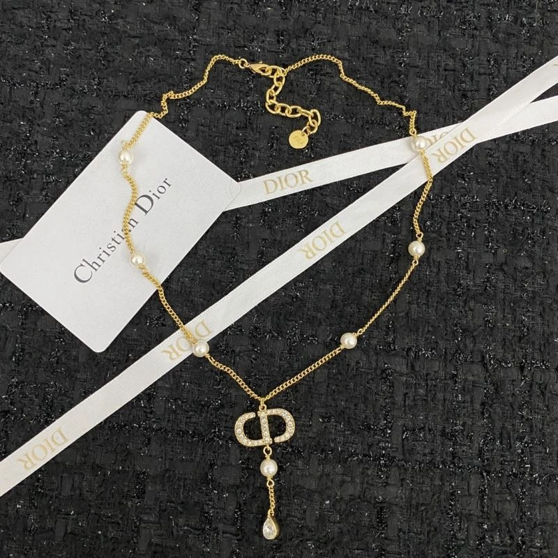 Top mirror Christian Dior Necklaces
