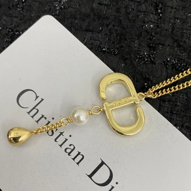 Top mirror Christian Dior Necklaces