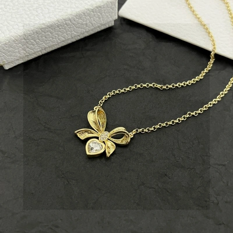 Bargain Christian Dior Necklaces