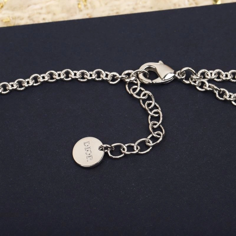 Low-cost Christian Dior Necklaces