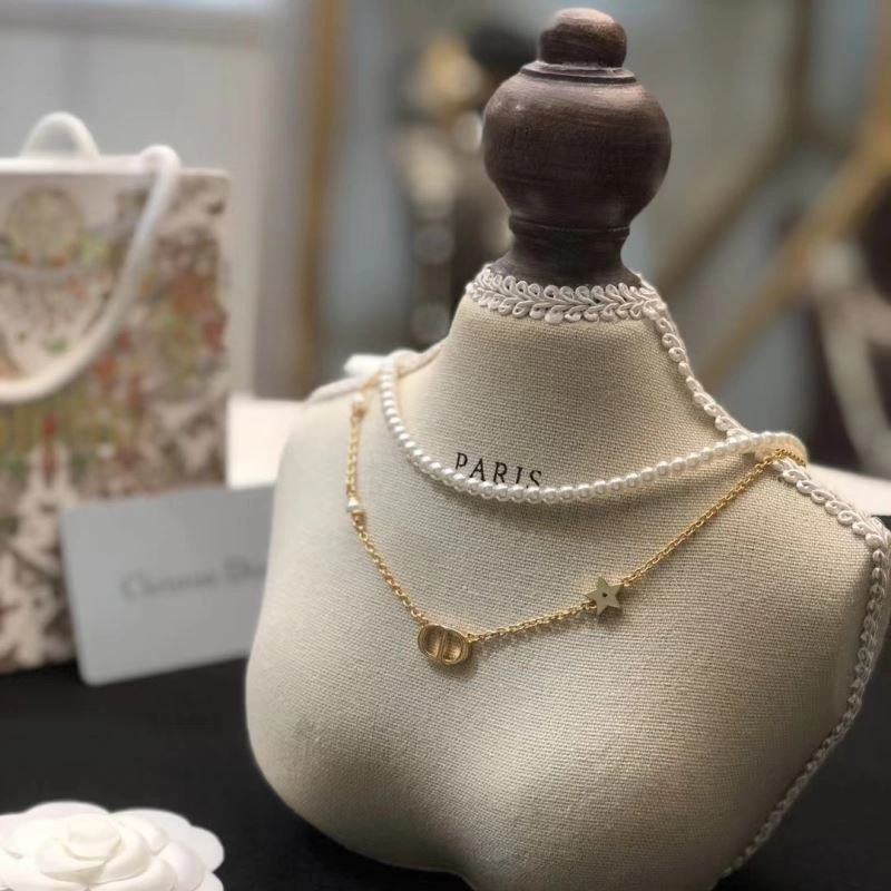 High fidelity Christian Dior Necklaces
