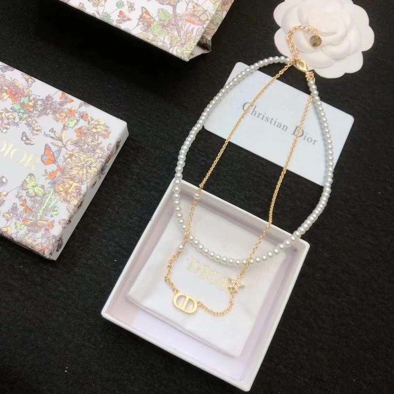 High fidelity Christian Dior Necklaces