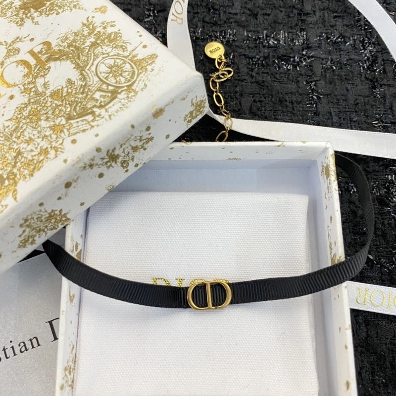 Discounted Christian Dior Necklaces
