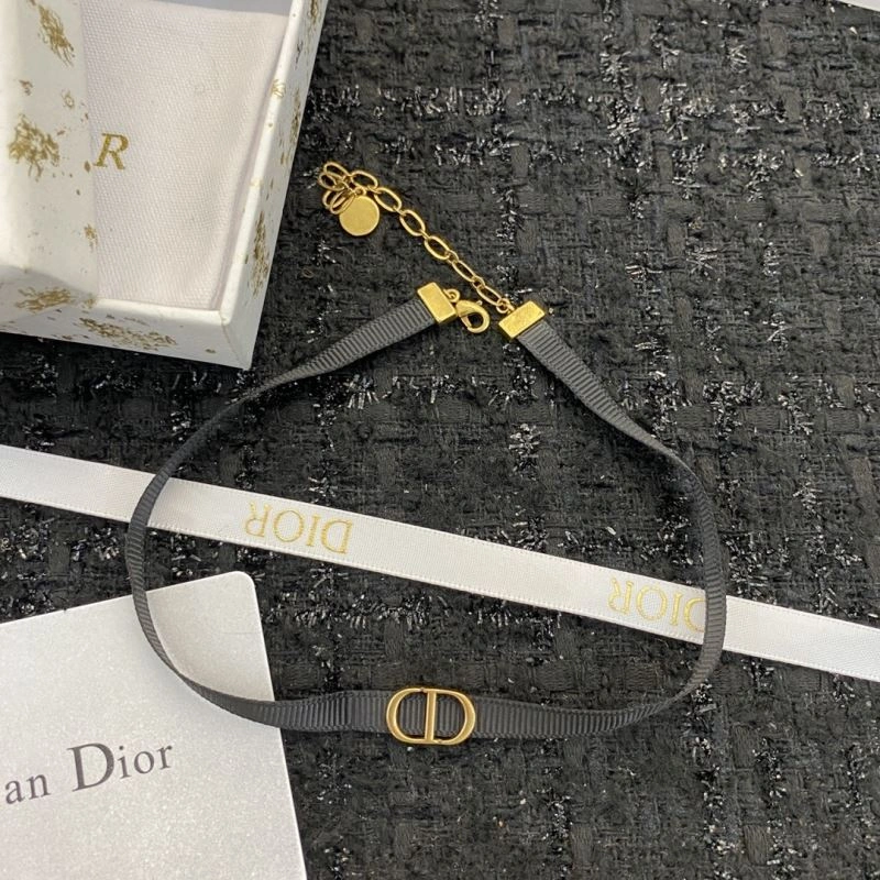 Discounted Christian Dior Necklaces