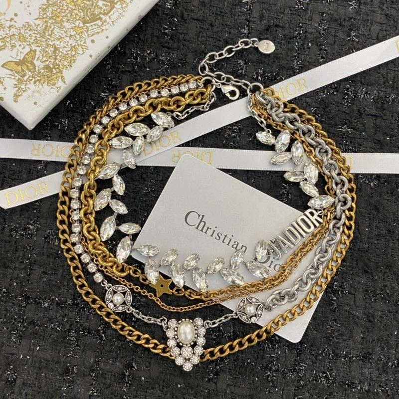 Economical Christian Dior Necklaces