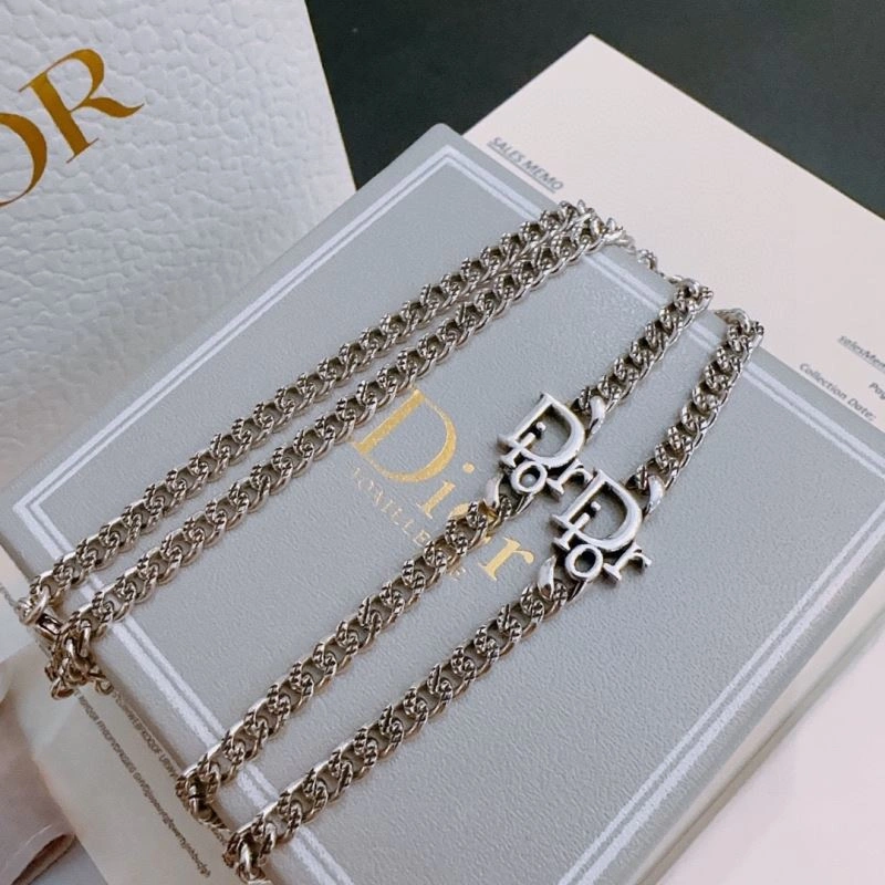 Official Christian Dior Necklaces