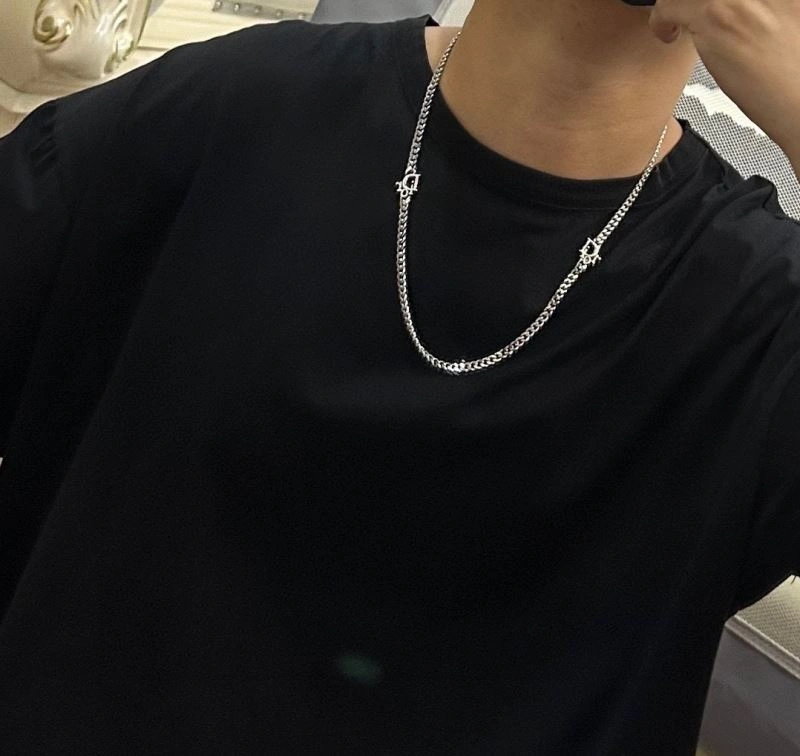 Official Christian Dior Necklaces