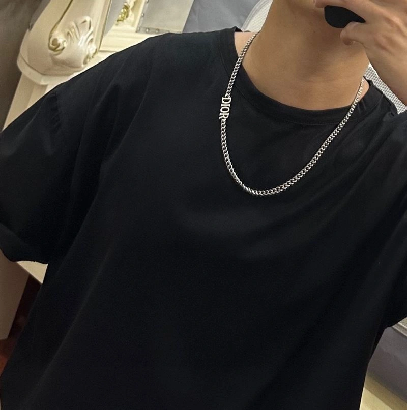 Value-priced Christian Dior Necklaces