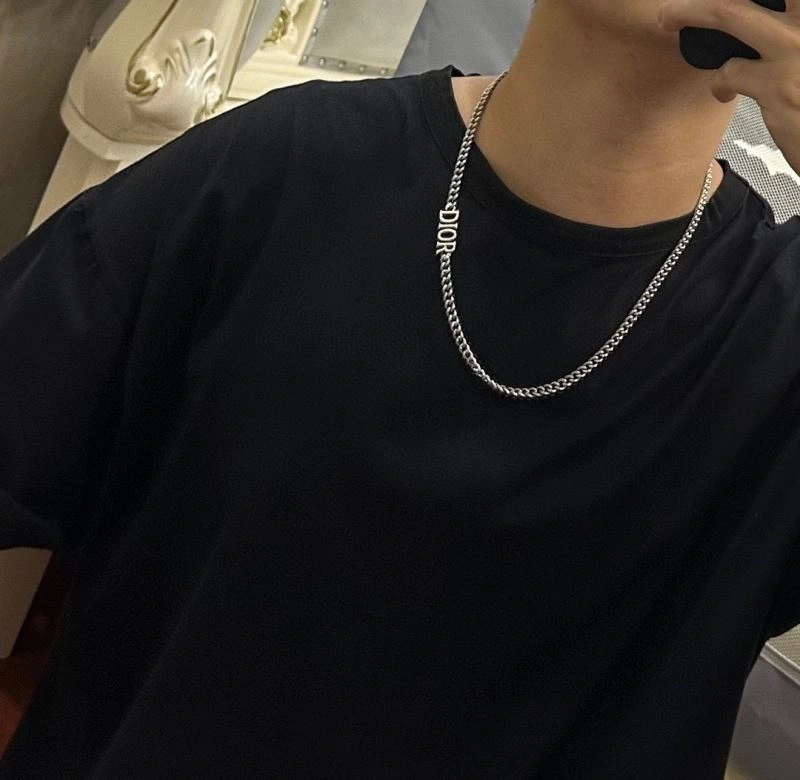 Value-priced Christian Dior Necklaces