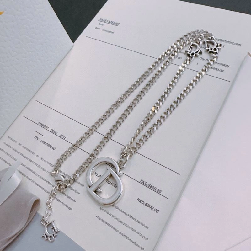 Bargain Christian Dior Necklaces