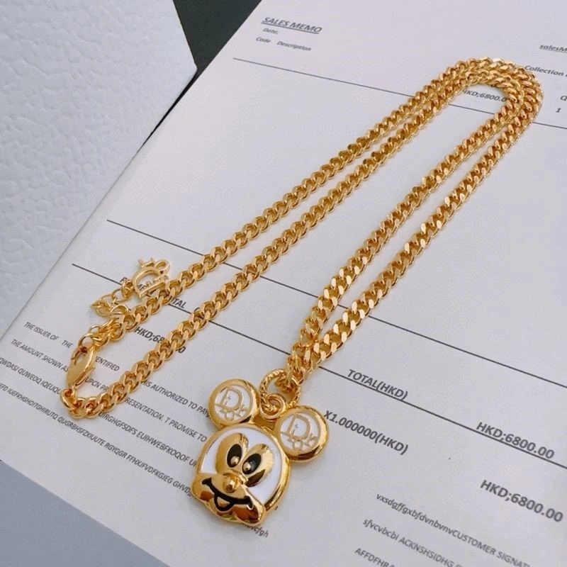 Top match Christian Dior Necklaces
