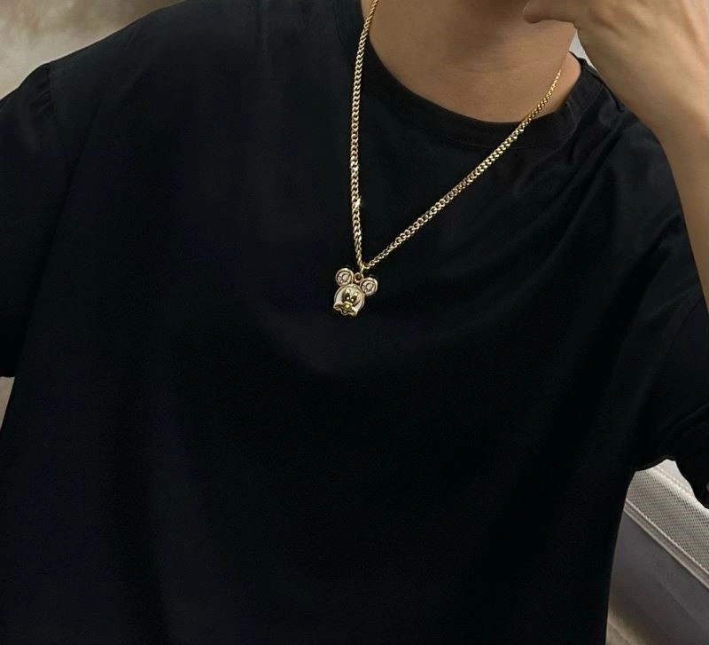 Top match Christian Dior Necklaces
