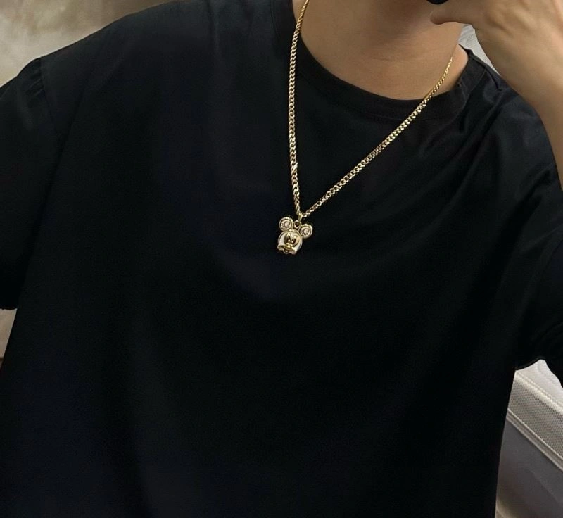 Top match Christian Dior Necklaces