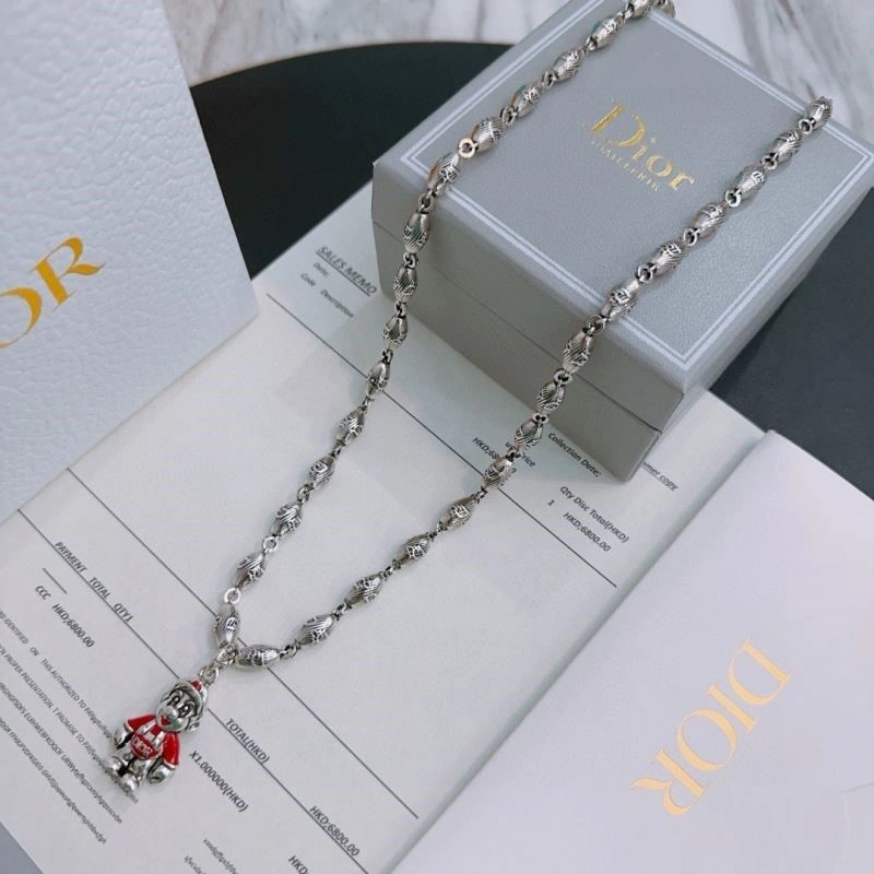 Cut-rate Christian Dior Necklaces