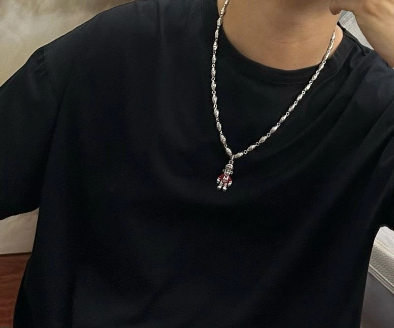 Cut-rate Christian Dior Necklaces