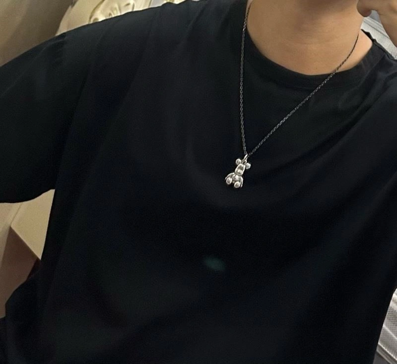 Top mirror Christian Dior Necklaces