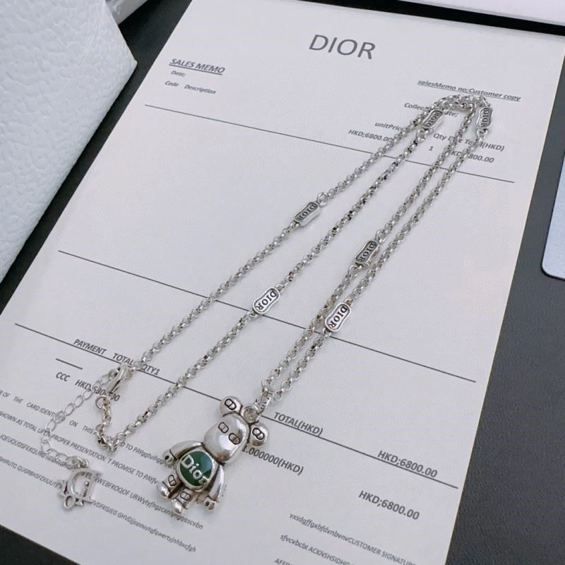 Factory-made Christian Dior Necklaces