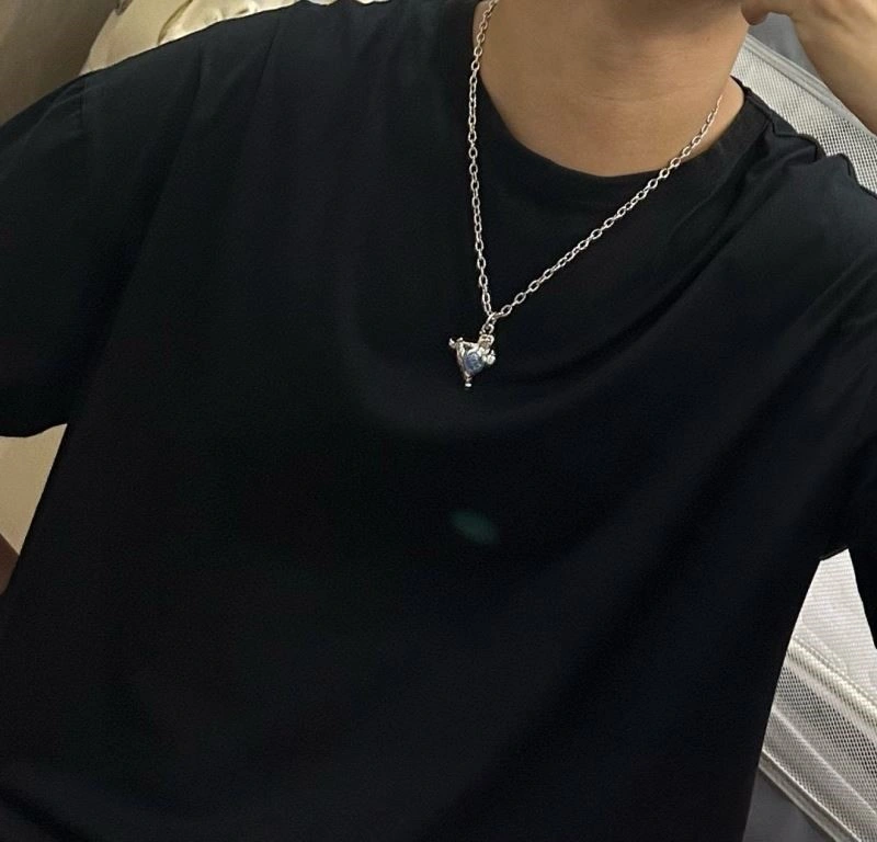 Top match Christian Dior Necklaces