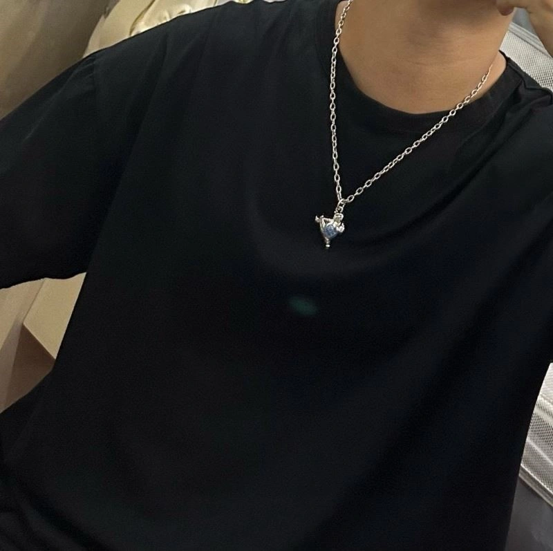 Top match Christian Dior Necklaces
