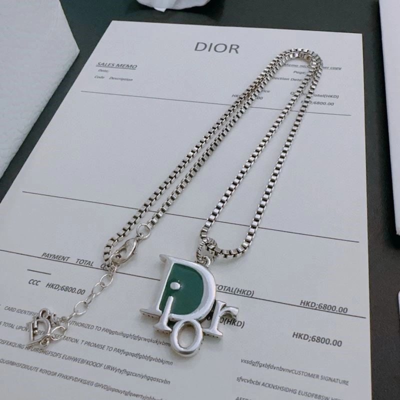 Official Christian Dior Necklaces