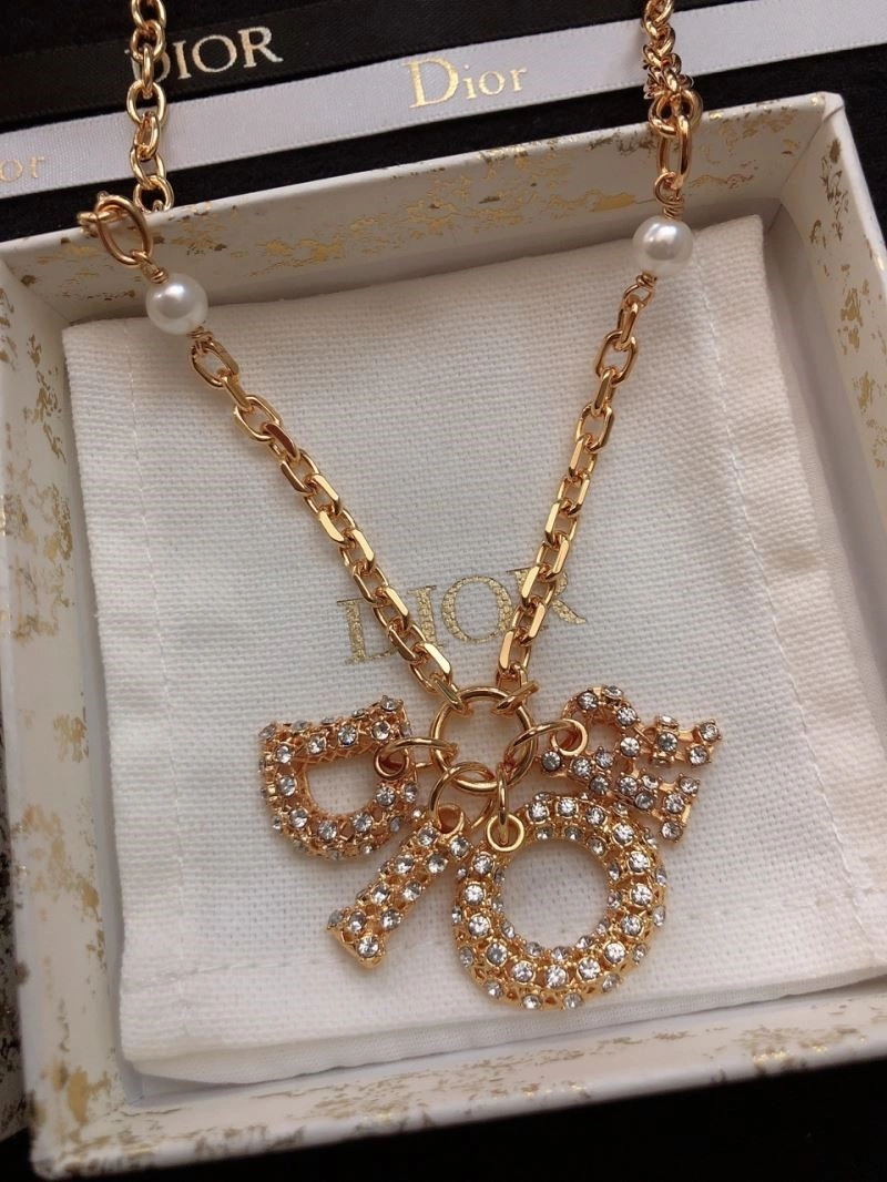 Inexpensive Christian Dior Necklaces