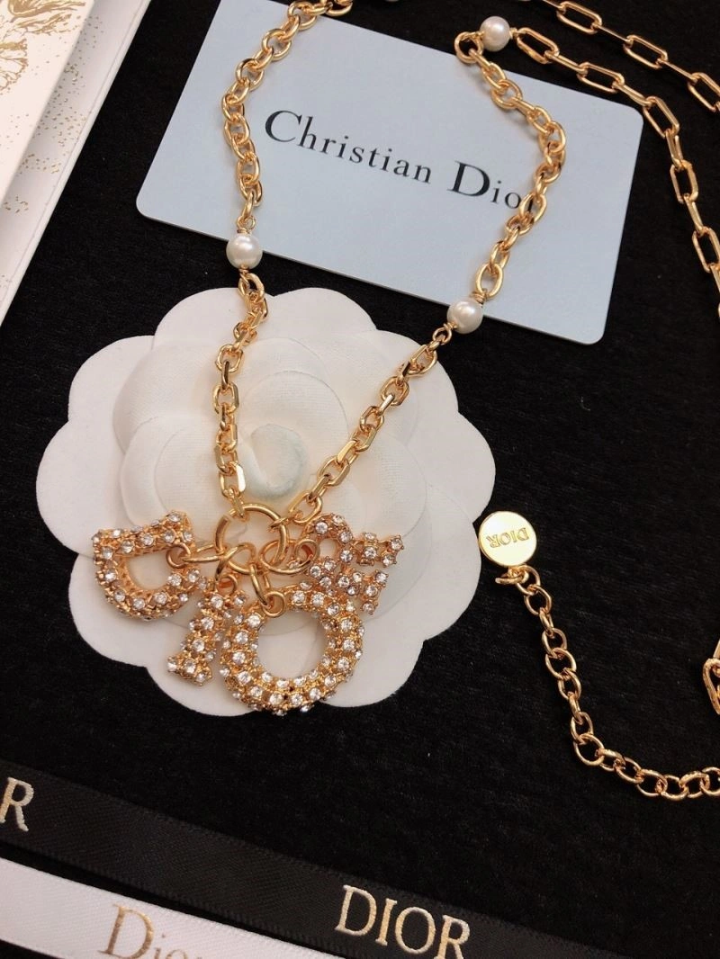 Inexpensive Christian Dior Necklaces