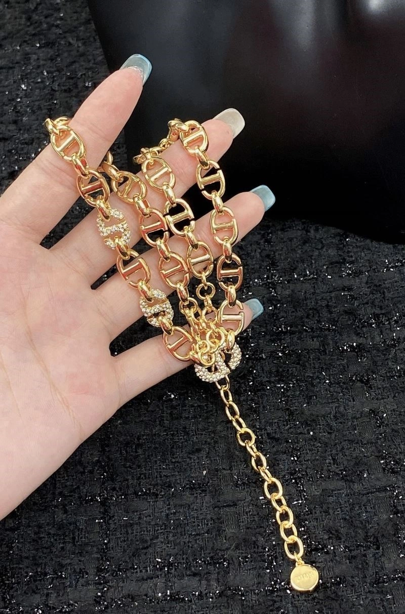 High accuracy Christian Dior Necklaces