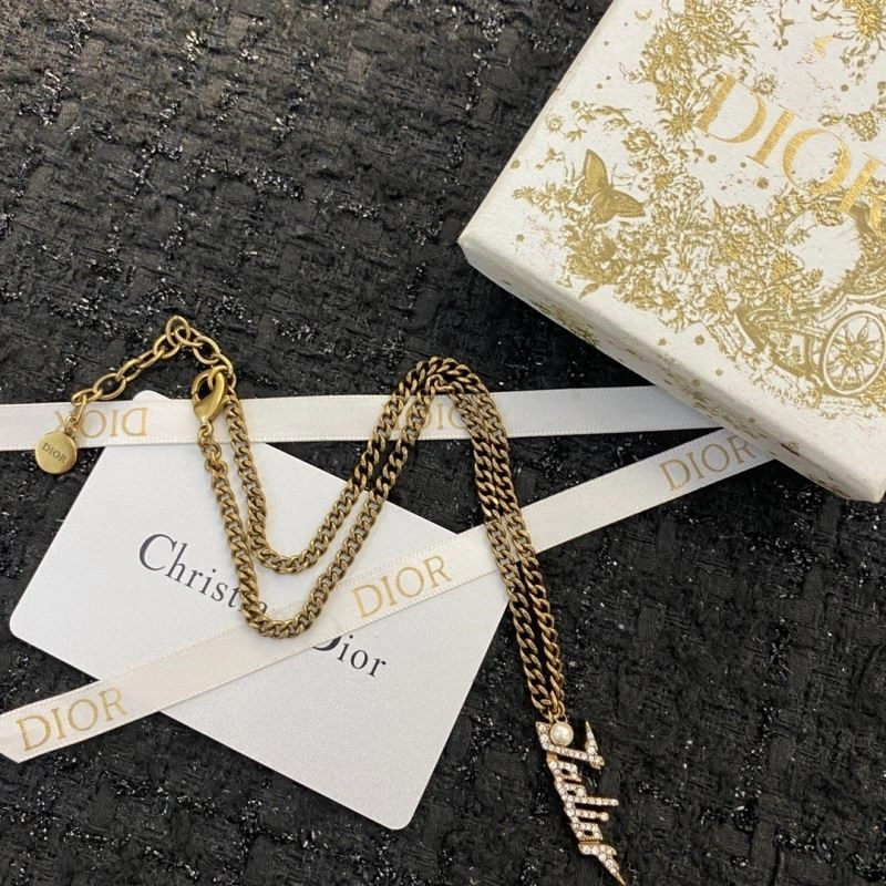 1:1 copy Christian Dior Necklaces