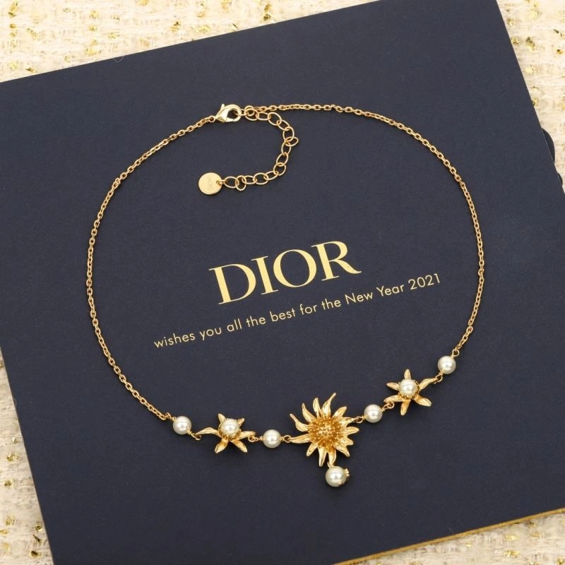 Top mirror Christian Dior Necklaces