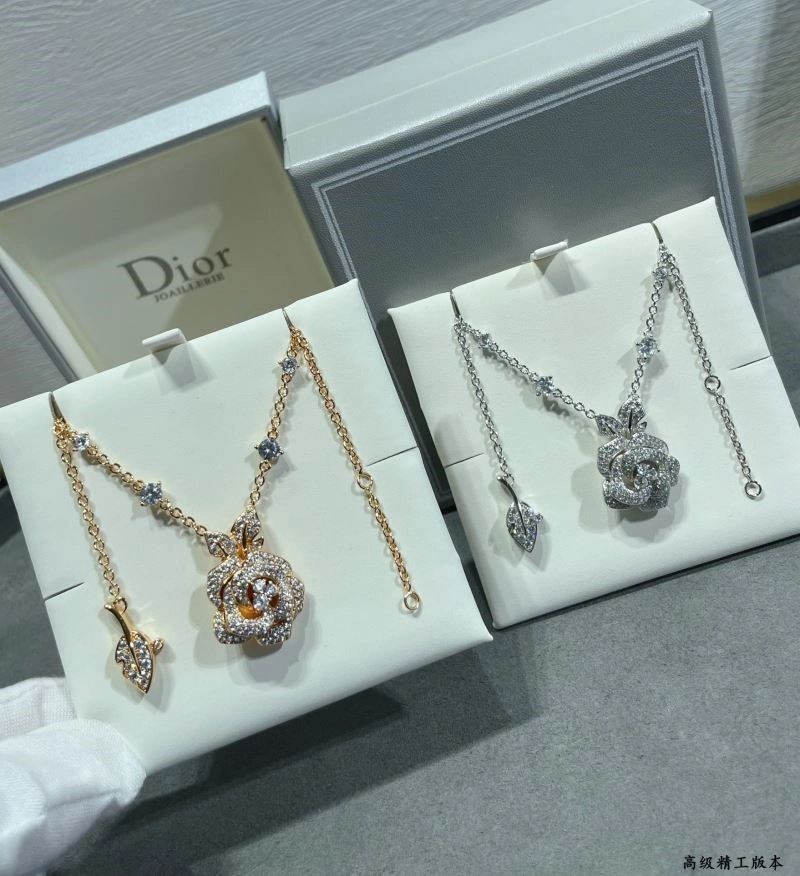 Inexpensive Christian Dior Necklaces