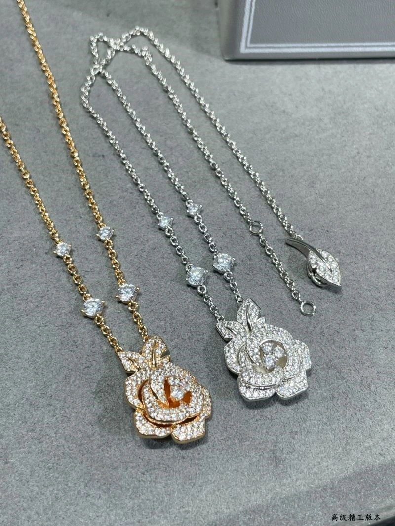 Inexpensive Christian Dior Necklaces