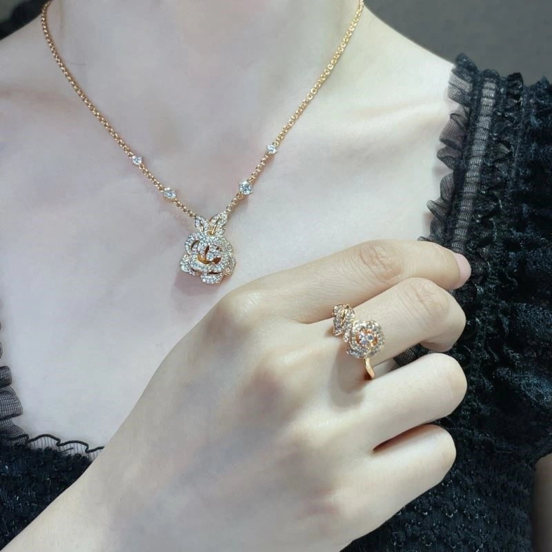Legit Christian Dior Necklaces