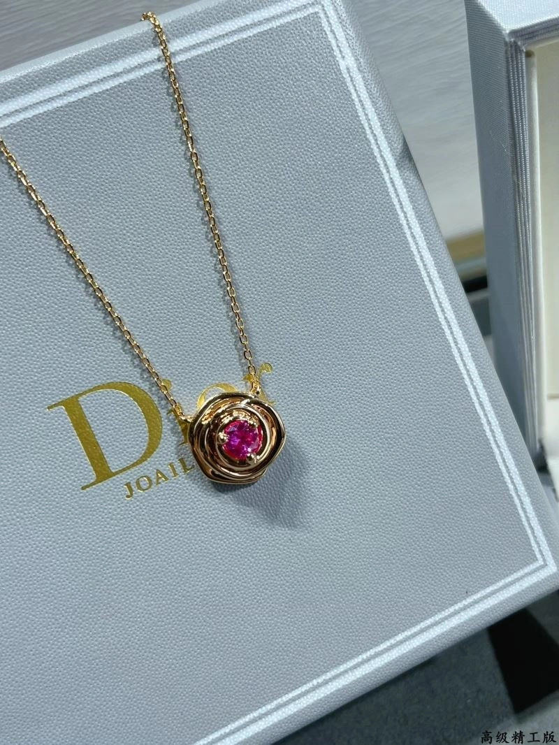 High fidelity Christian Dior Necklaces