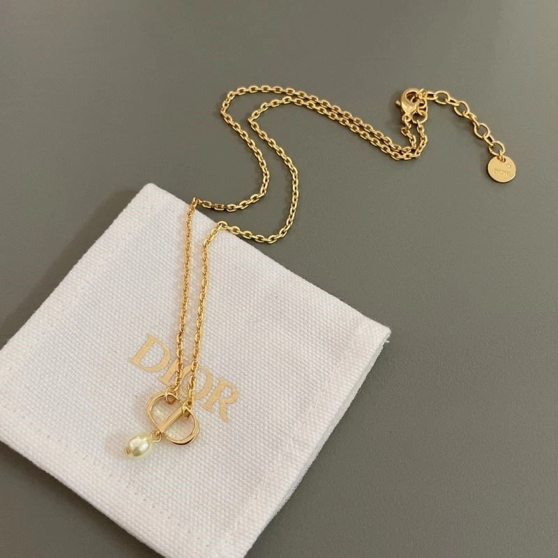 Top mirror Christian Dior Necklaces
