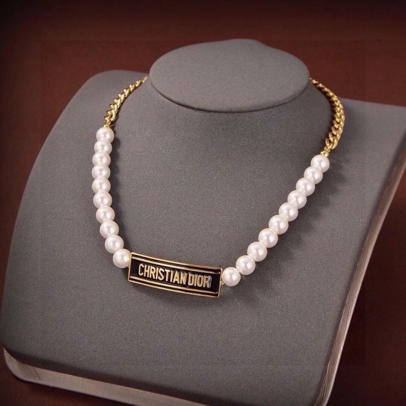Official Christian Dior Necklaces