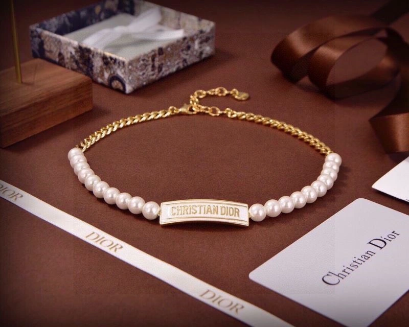 Official Christian Dior Necklaces