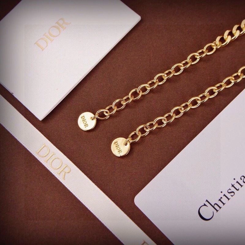 Official Christian Dior Necklaces