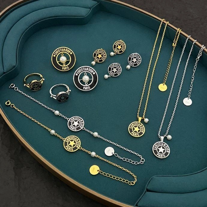 Christian Dior Necklaces