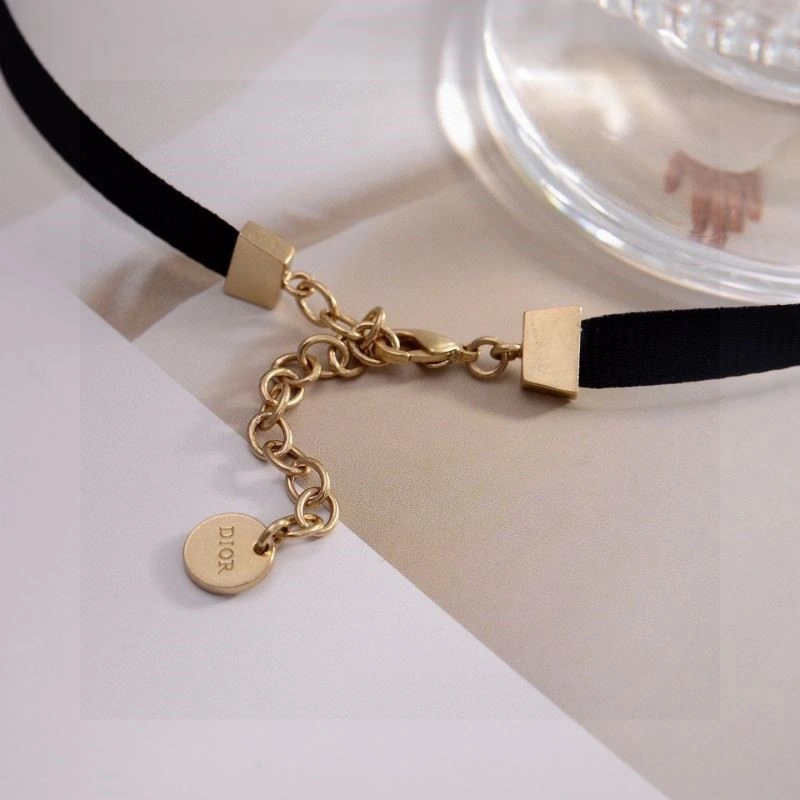 Official Christian Dior Necklaces