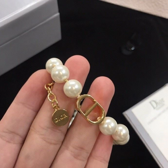 Top match Christian Dior Necklaces