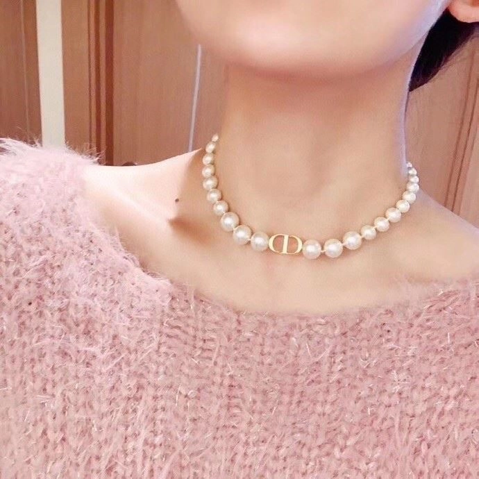 Top match Christian Dior Necklaces