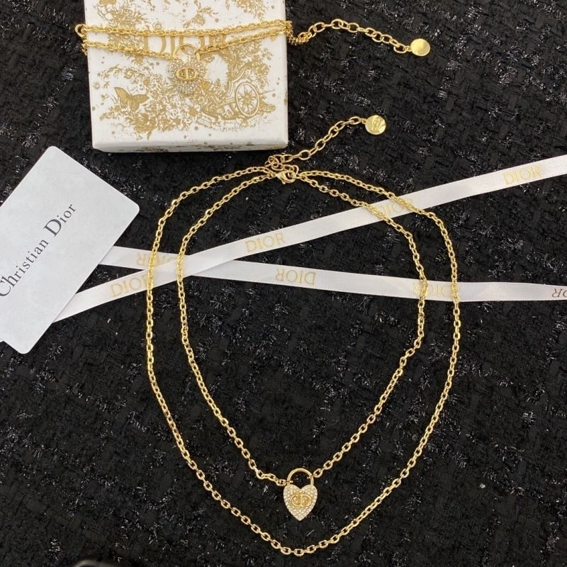 Top mirror Christian Dior Necklaces